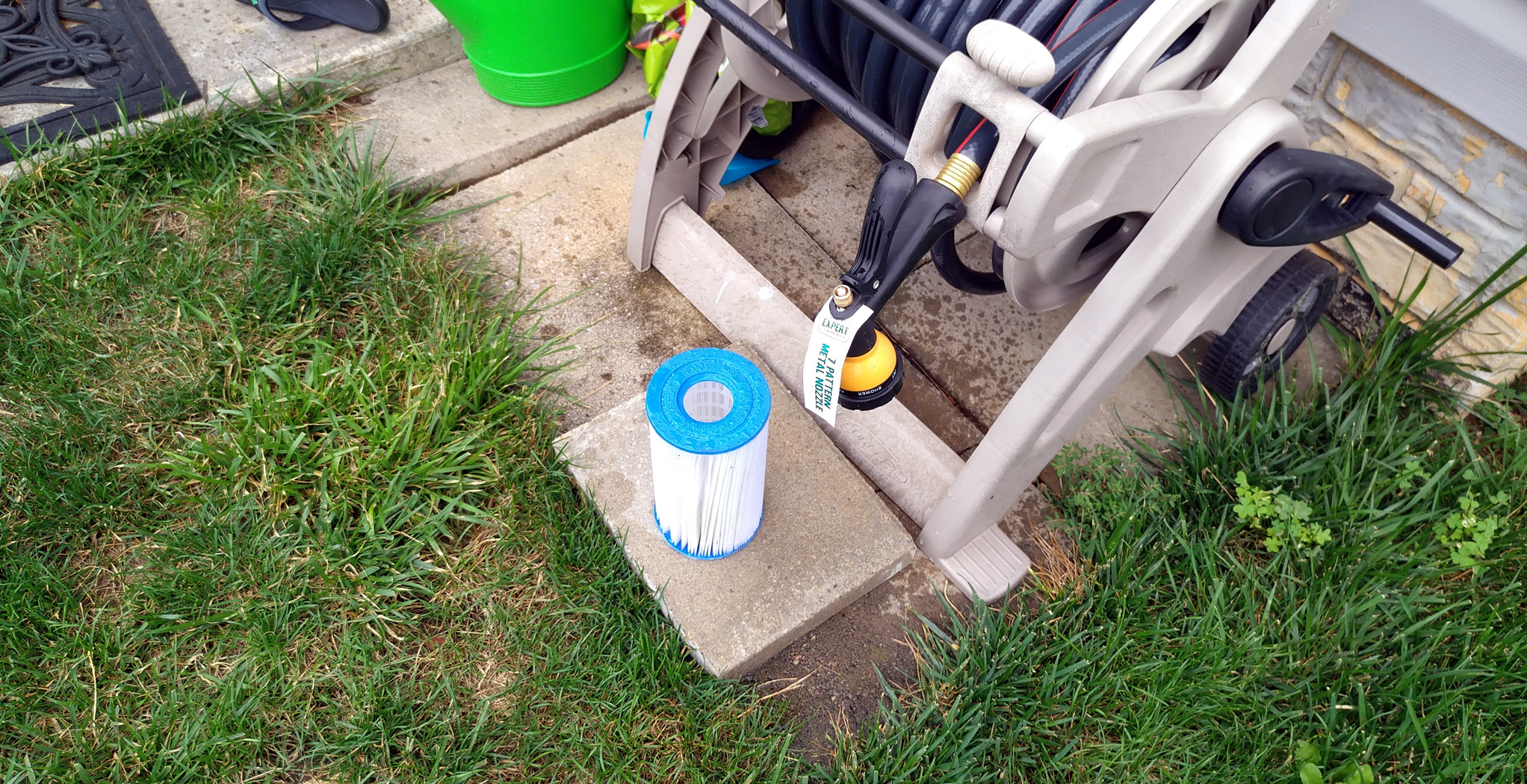 Above-ground Swimming Pool Guide for New Homeowners: How to clean this ...